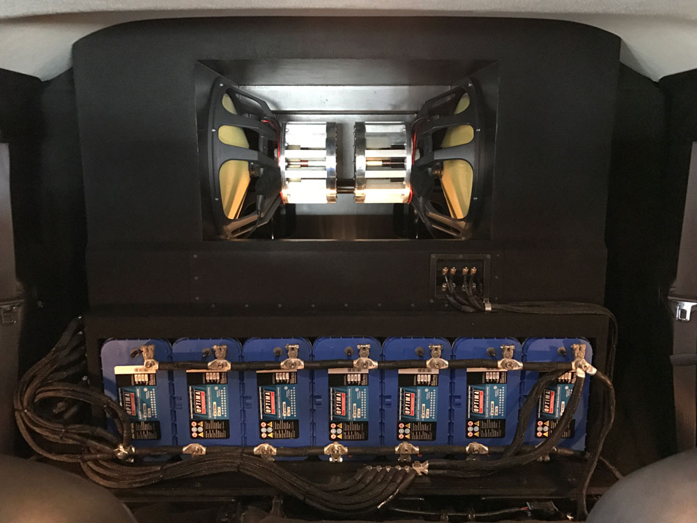 DD Audio Install Highlight: 2006 Hummer H2 Luxury - DD Audio